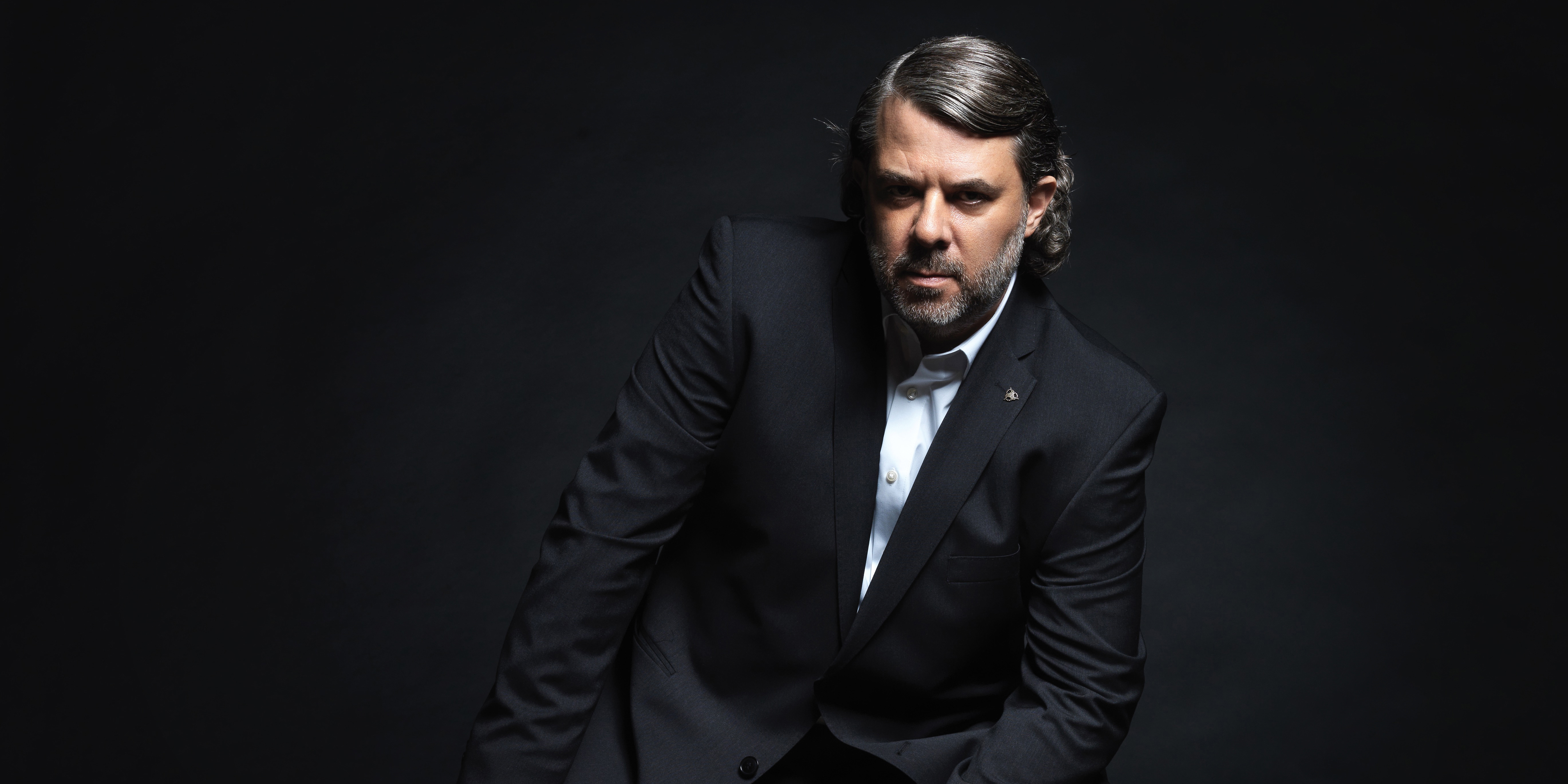 Serge Tonnar - den Atelier